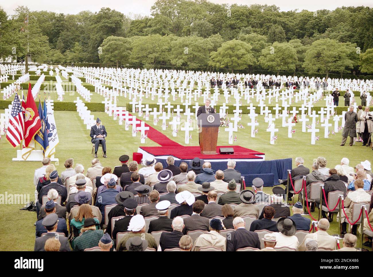 U.S. President Bill Clinton addresses veteran and officials at the ...