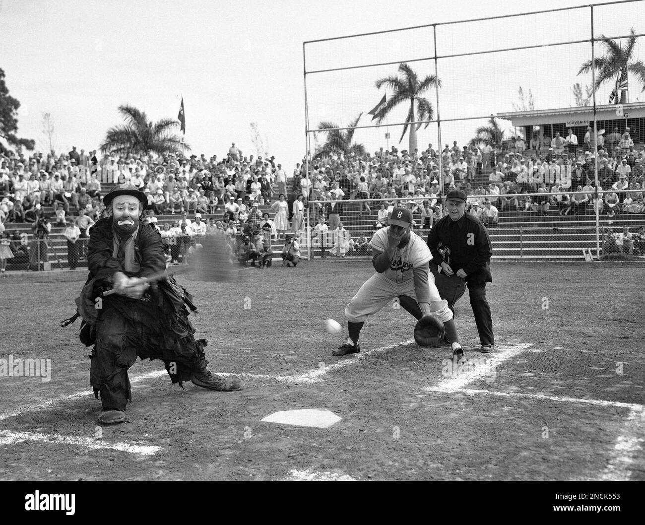 Emmett Kelly, who for 36 years as a sorrowful clown made circus ...