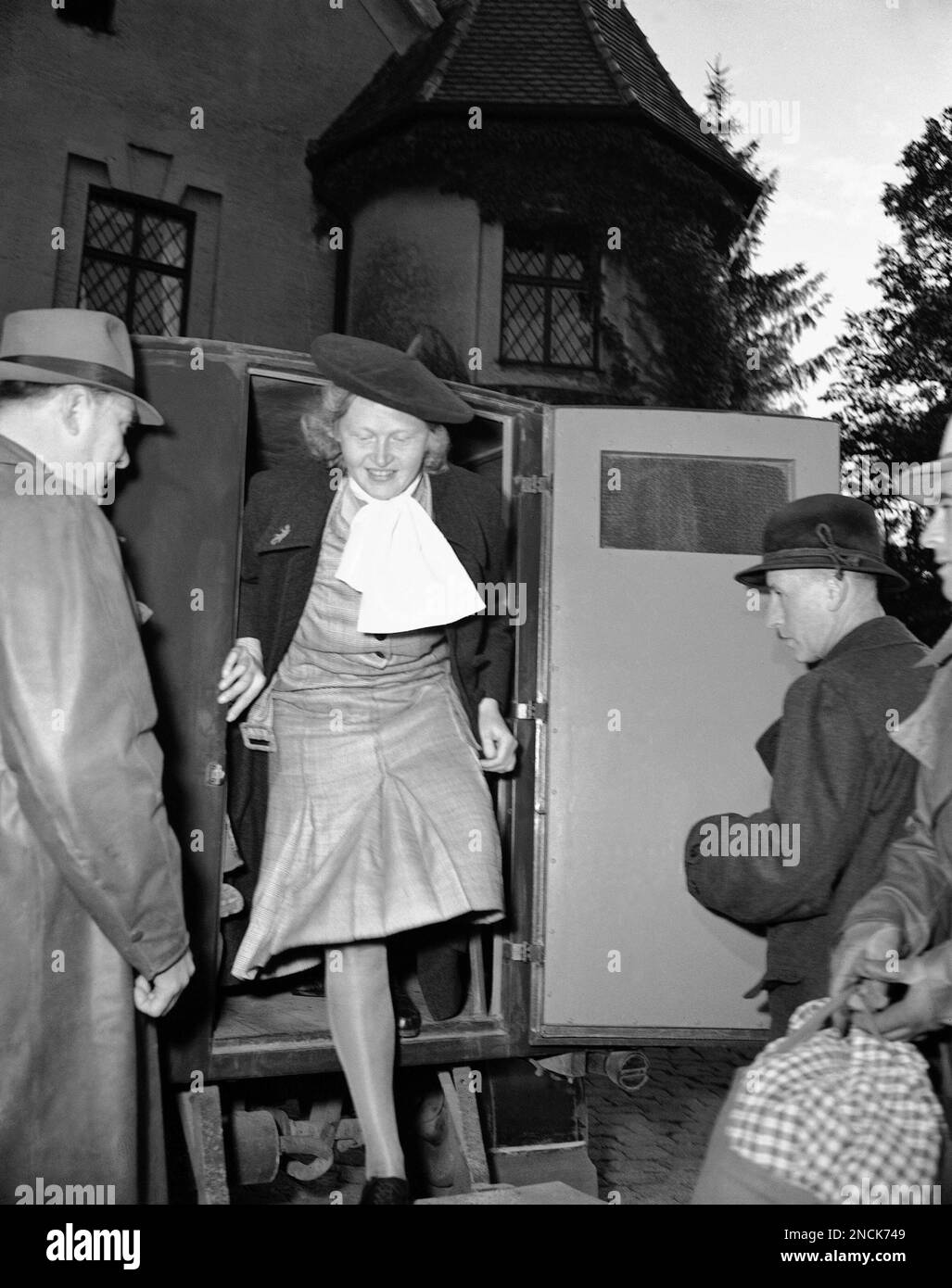 Ilse Koch, infamous mistress of Buchenwald, leaves police car prior to ...