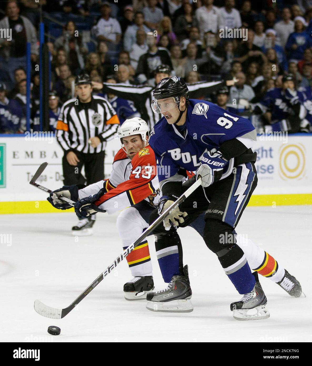 Tampa Bay Lightning center Steven Stamkos (91) and Florida Panthers ...