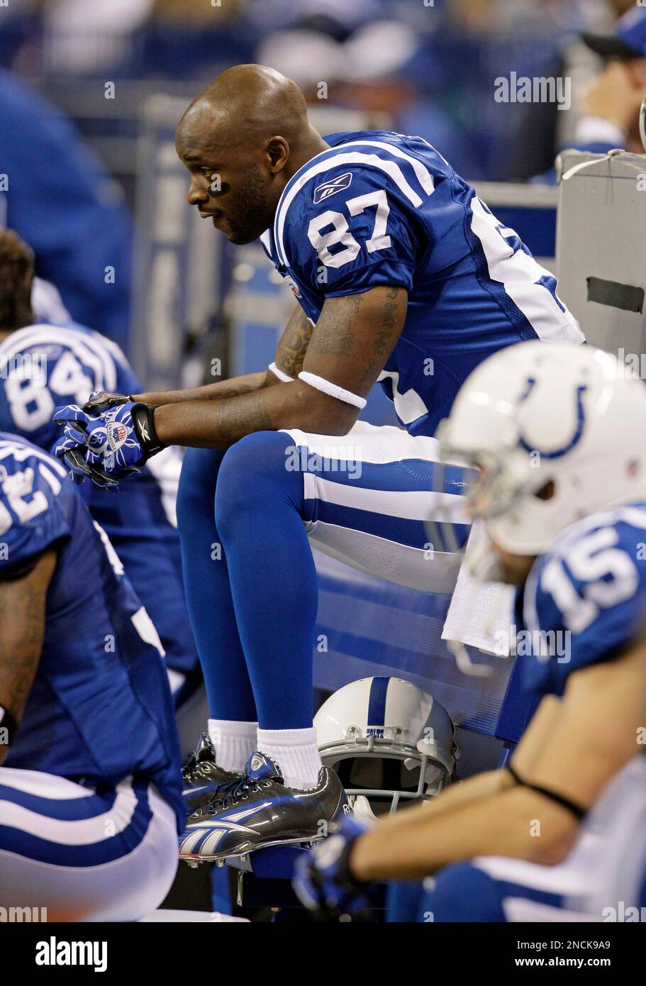 Indianapolis Colts wide receiver Reggie Wayne (87) sits on the bench ...