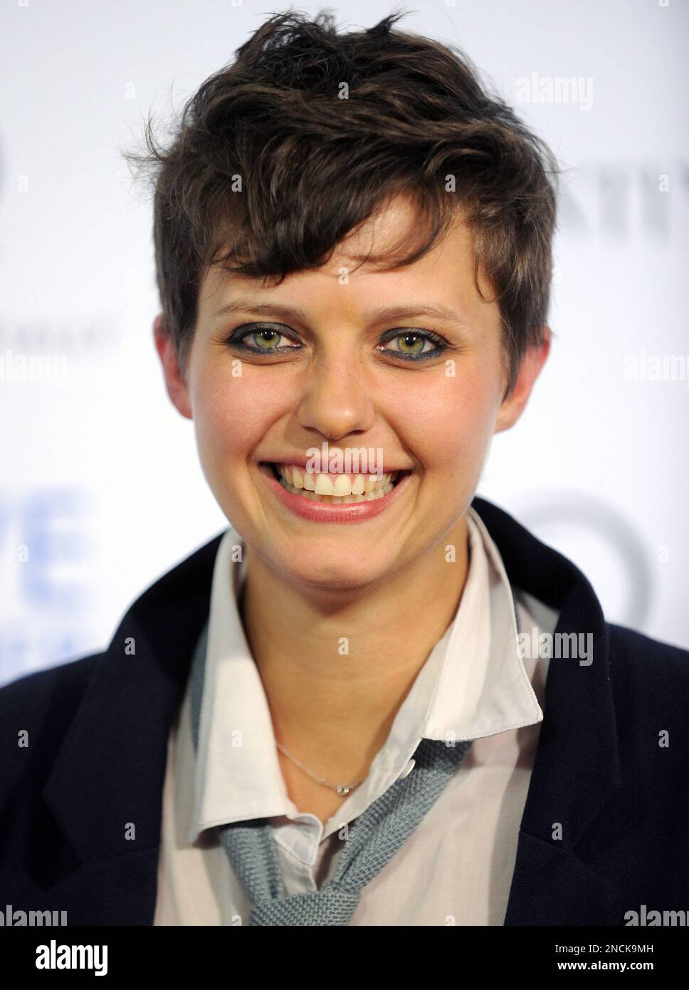 Kim Stolz attends the premiere of 'Love and Other Drugs' at the ...