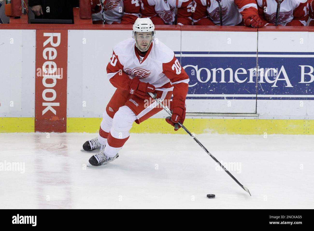 Detroit Red Wings winger Drew Miller (20) controls the puck during the ...