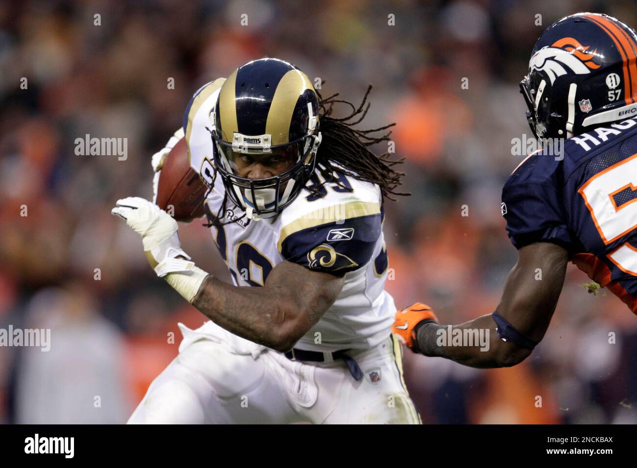 St. Louis Rams running back Steven Jackson runs against the Denver ...