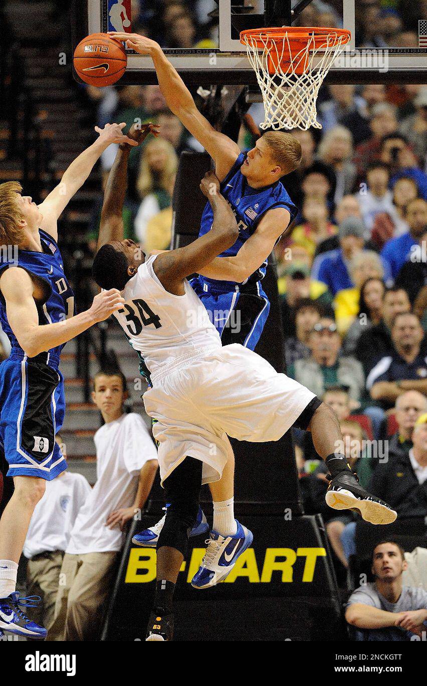 Mason Plumlee Block