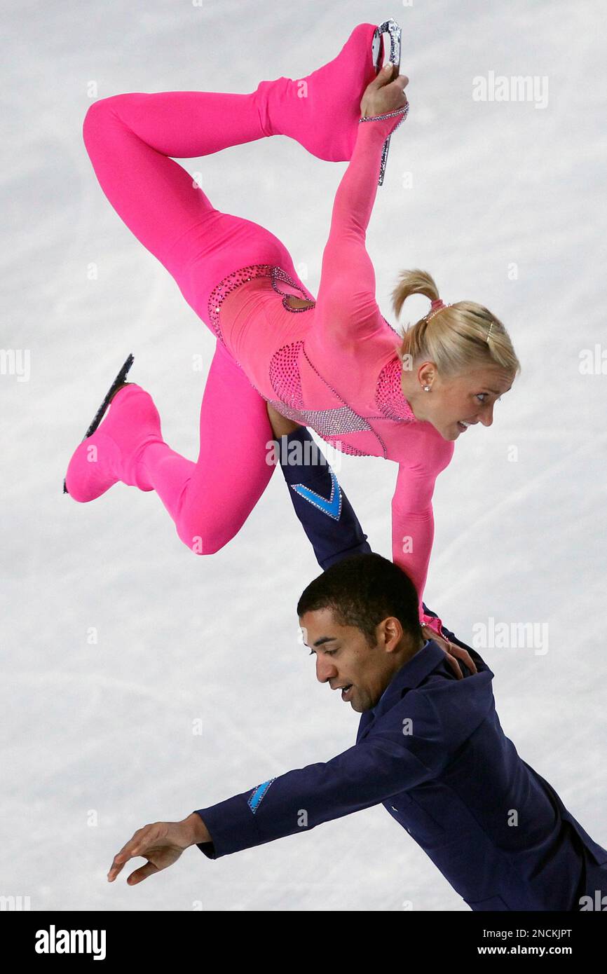 Aliona Savchenko Pink