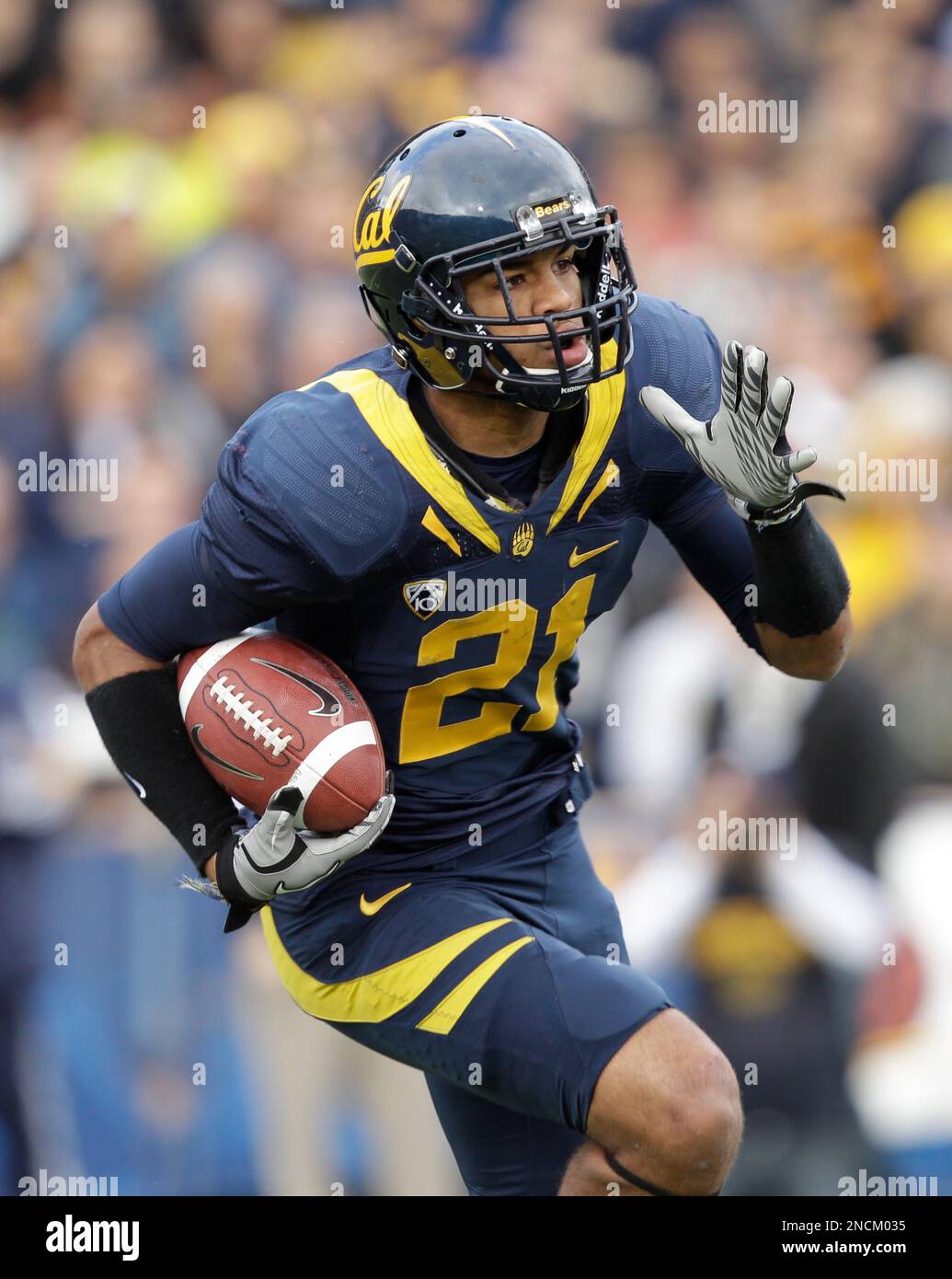 California wide receiver Keenan Allen in action during a NCAA college ...