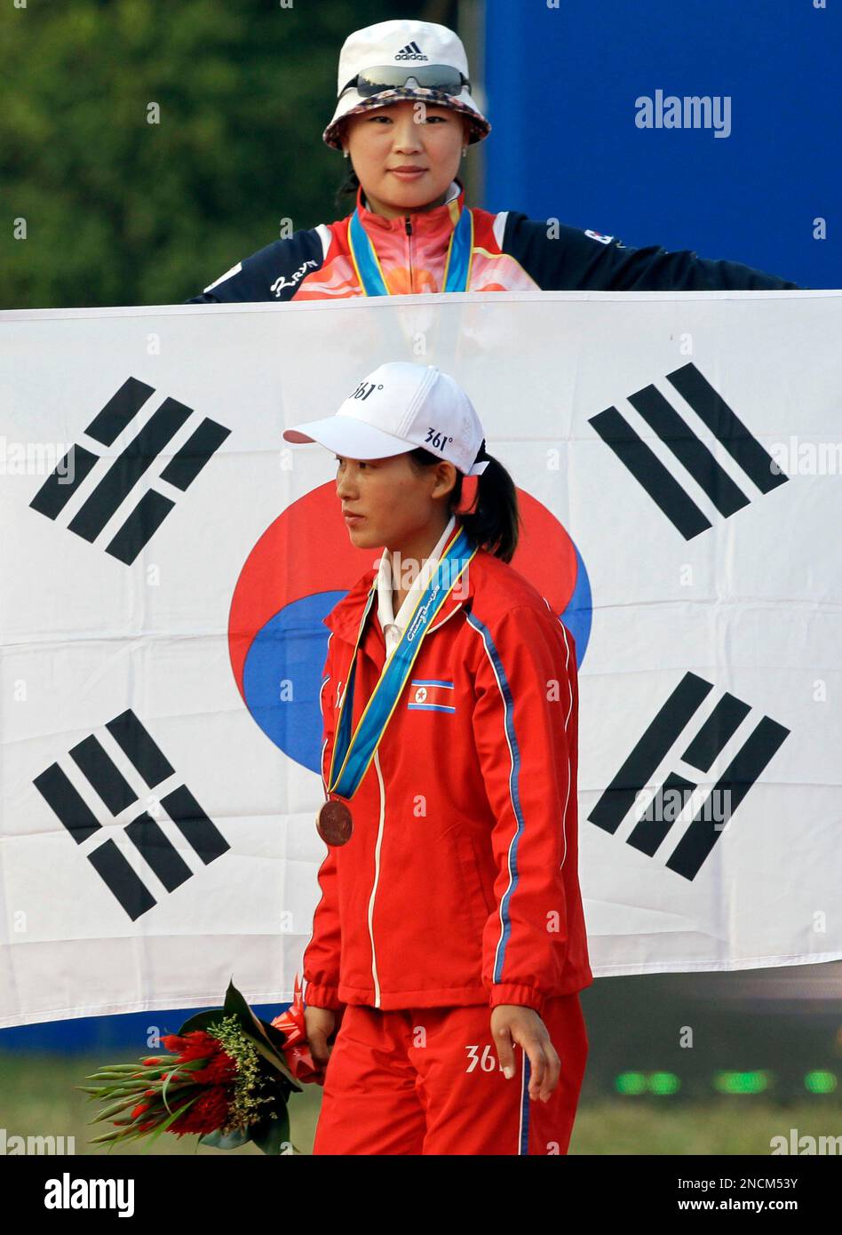 ALTERNATIVE CROP OF XAG156 - South Korea's gold medalist Yun Ok-hee ...