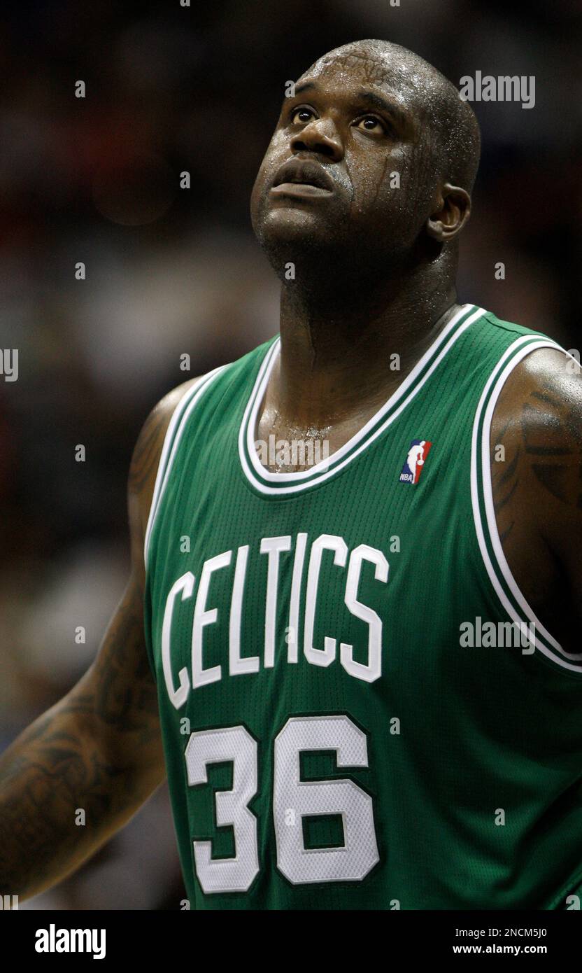 Boston Celtics center Shaquille O'Neal (36) looks up during an NBA ...
