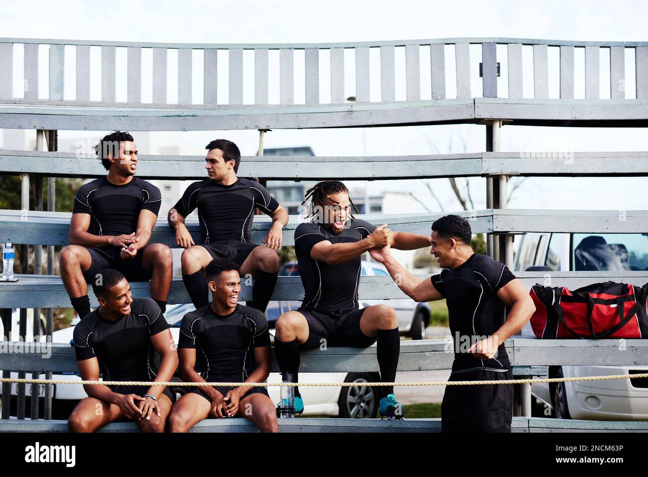 Group benches hi-res stock photography and images - Alamy