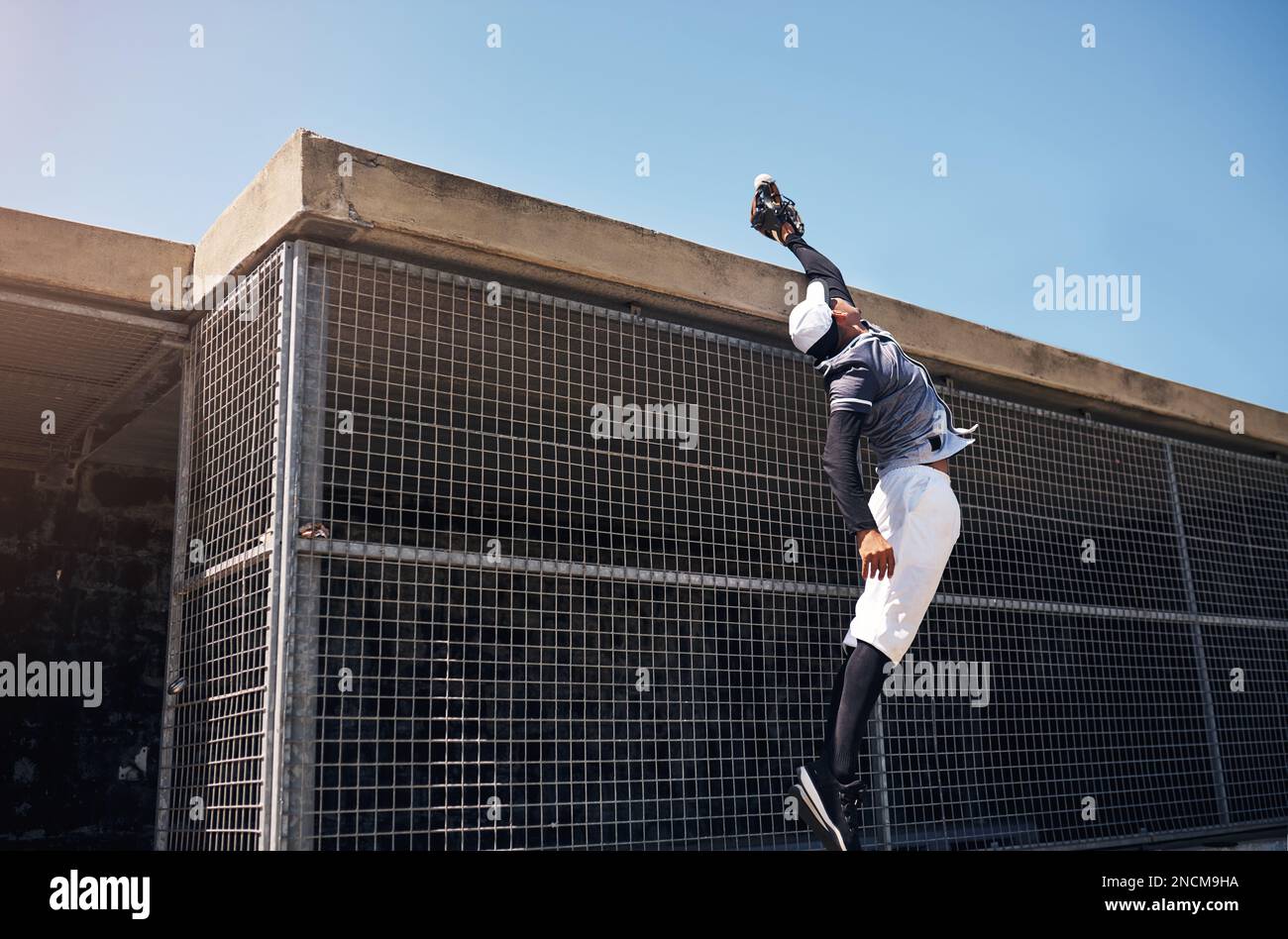 Instant replay hi-res stock photography and images - Alamy