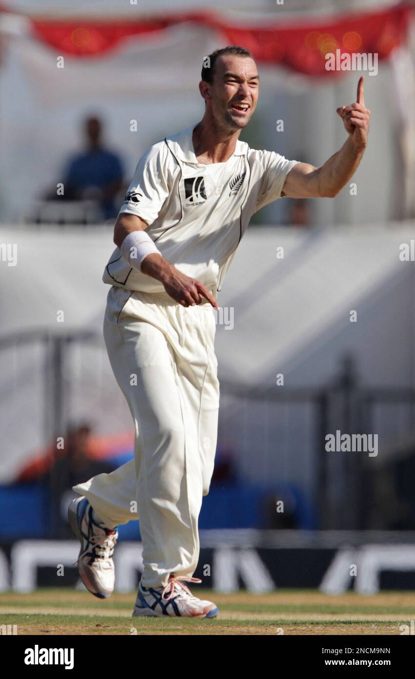 New Zealand's Andy McCay celebrates the dismissal of India's Sachin ...