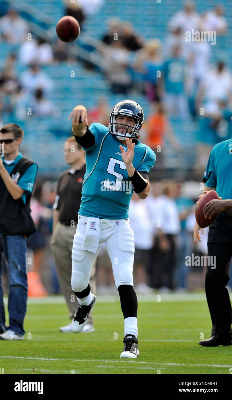 Jacksonville Jaguars quarterback Trent Edwards (5) throws a pass during ...