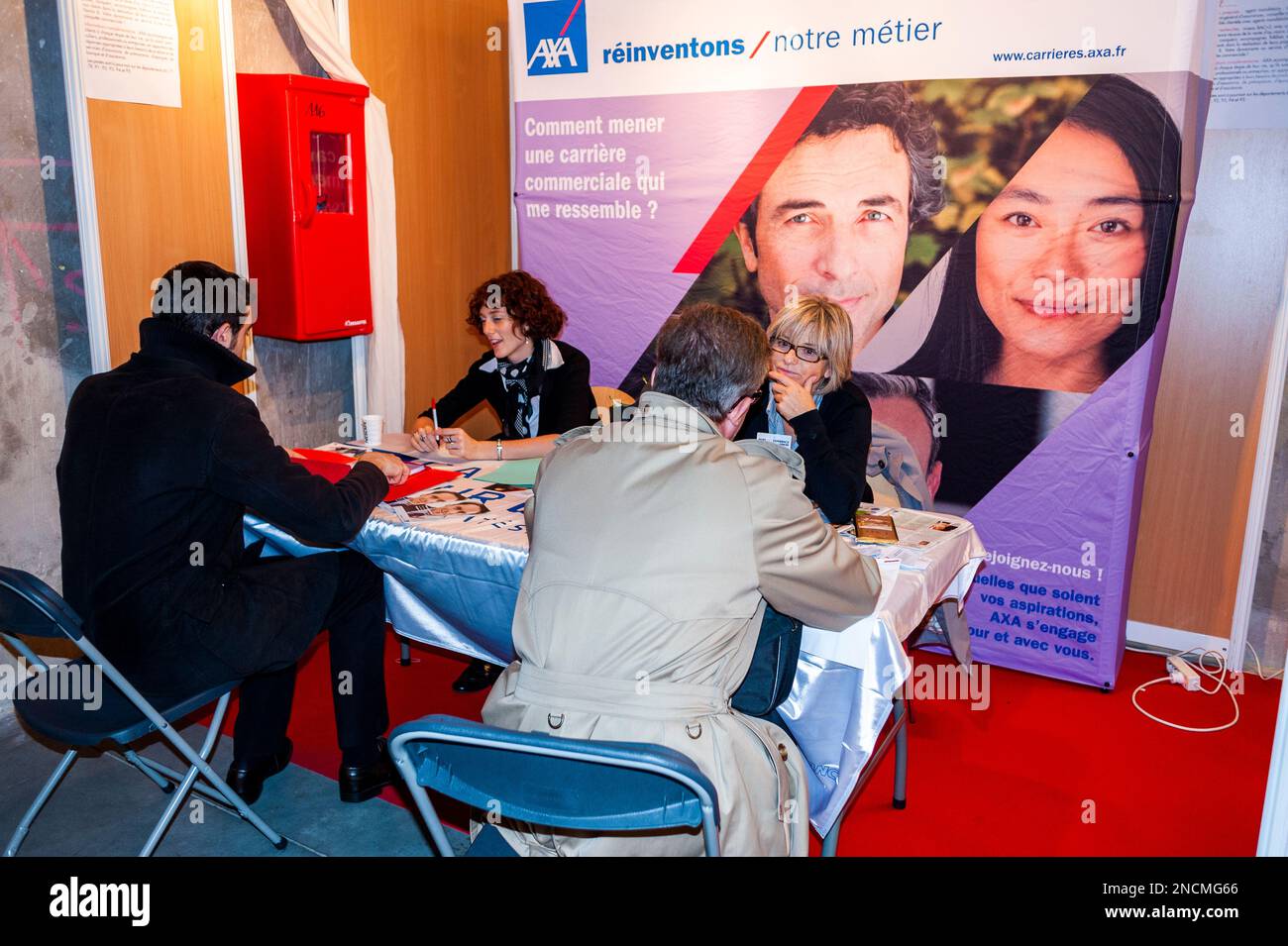 Fair business banking hi-res stock photography and images - Alamy