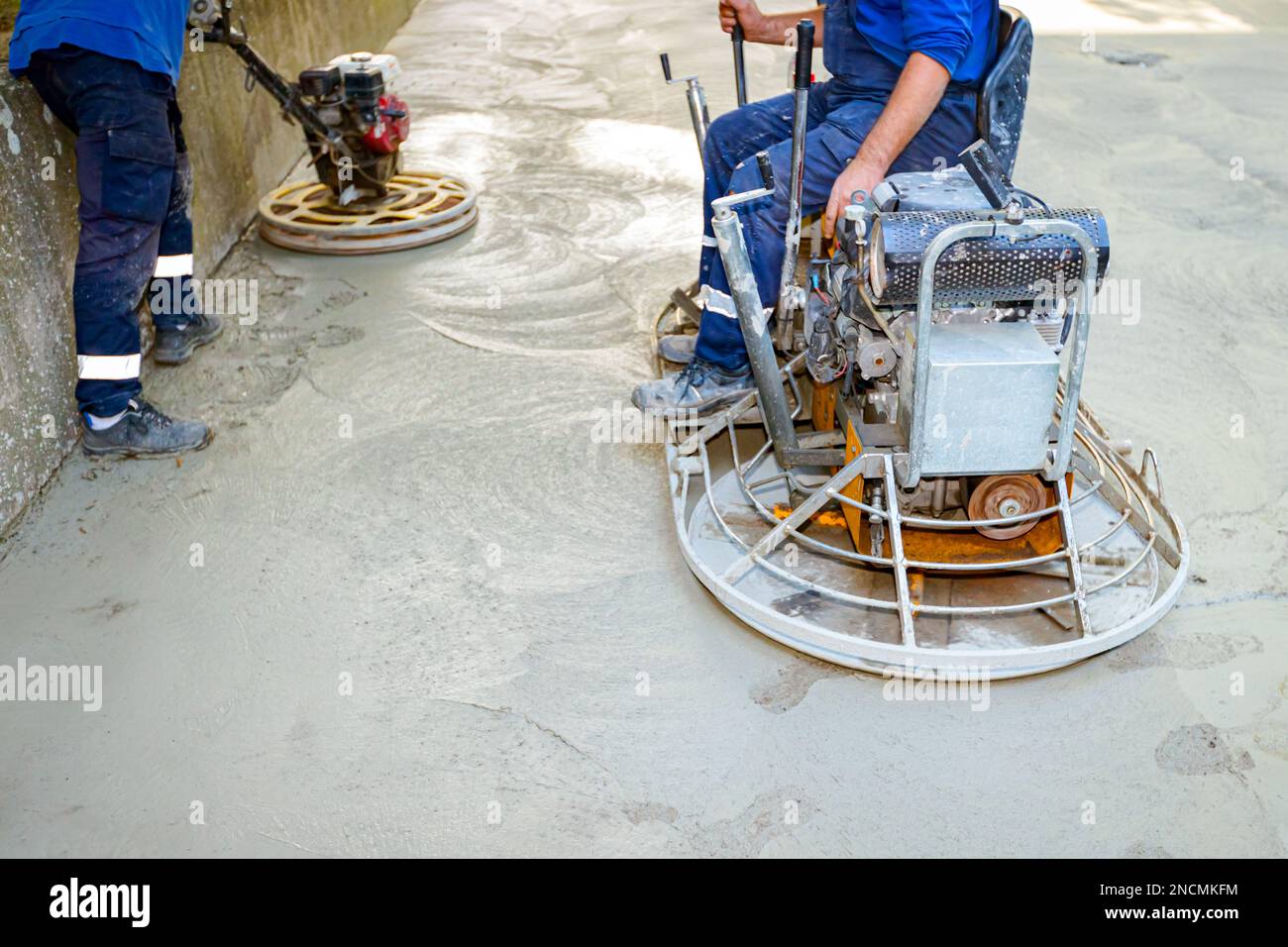 Concrete smooth float finish hi-res stock photography and images - Alamy