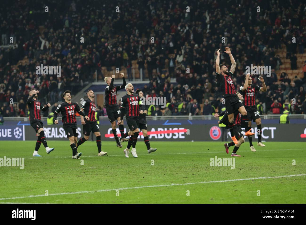 Ac Milan’s player celebrating with fans during the Uefa Champions ...