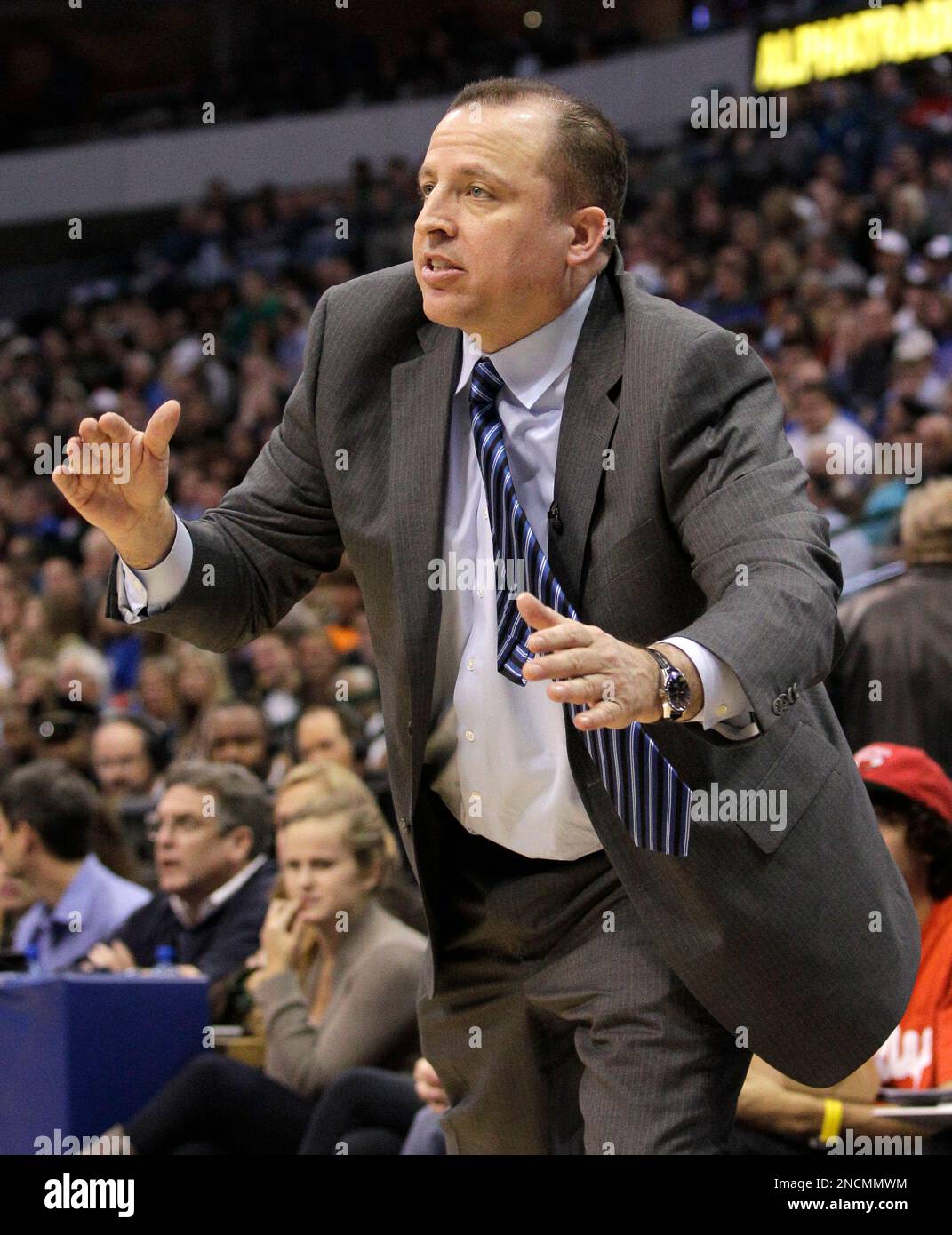 Chicago Bulls head coach Tom Thibodeau reacts to play in the first half ...