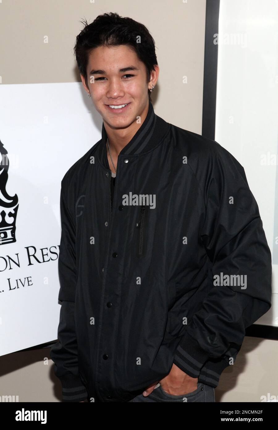 BooBoo Stewart poses for a photo at an American Music Awards gifting ...