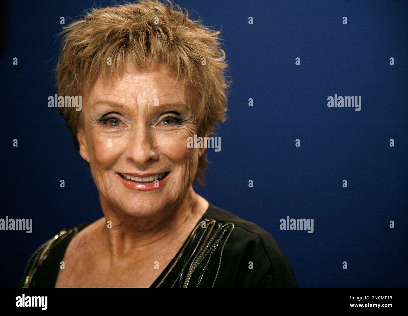 Actress Cloris Leachman poses for a portrait Tuesday, Nov. 16, 2010 in ...