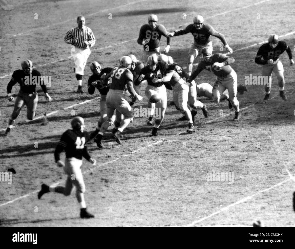 FILE - This Nov. 9, 1946, file photo shows Army fullback Felix "Doc ...