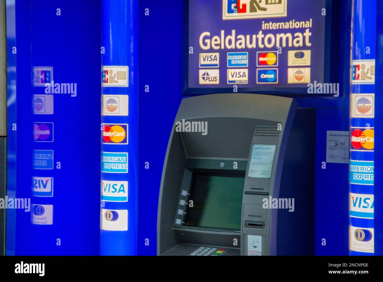 Global atm alliance hi-res stock photography and images - Alamy