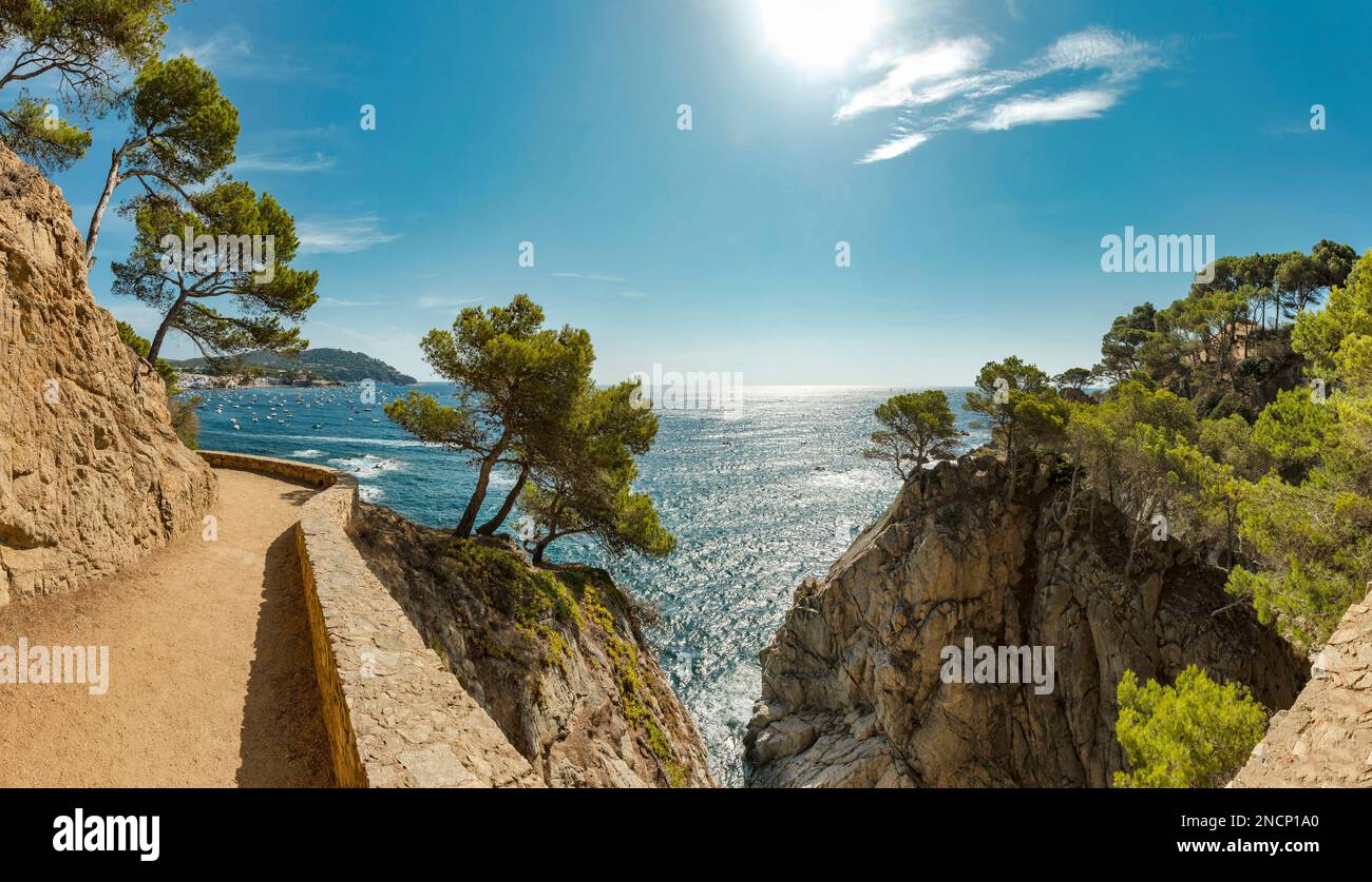 Camì de Ronda, coastal walkway Stock Photo - Alamy