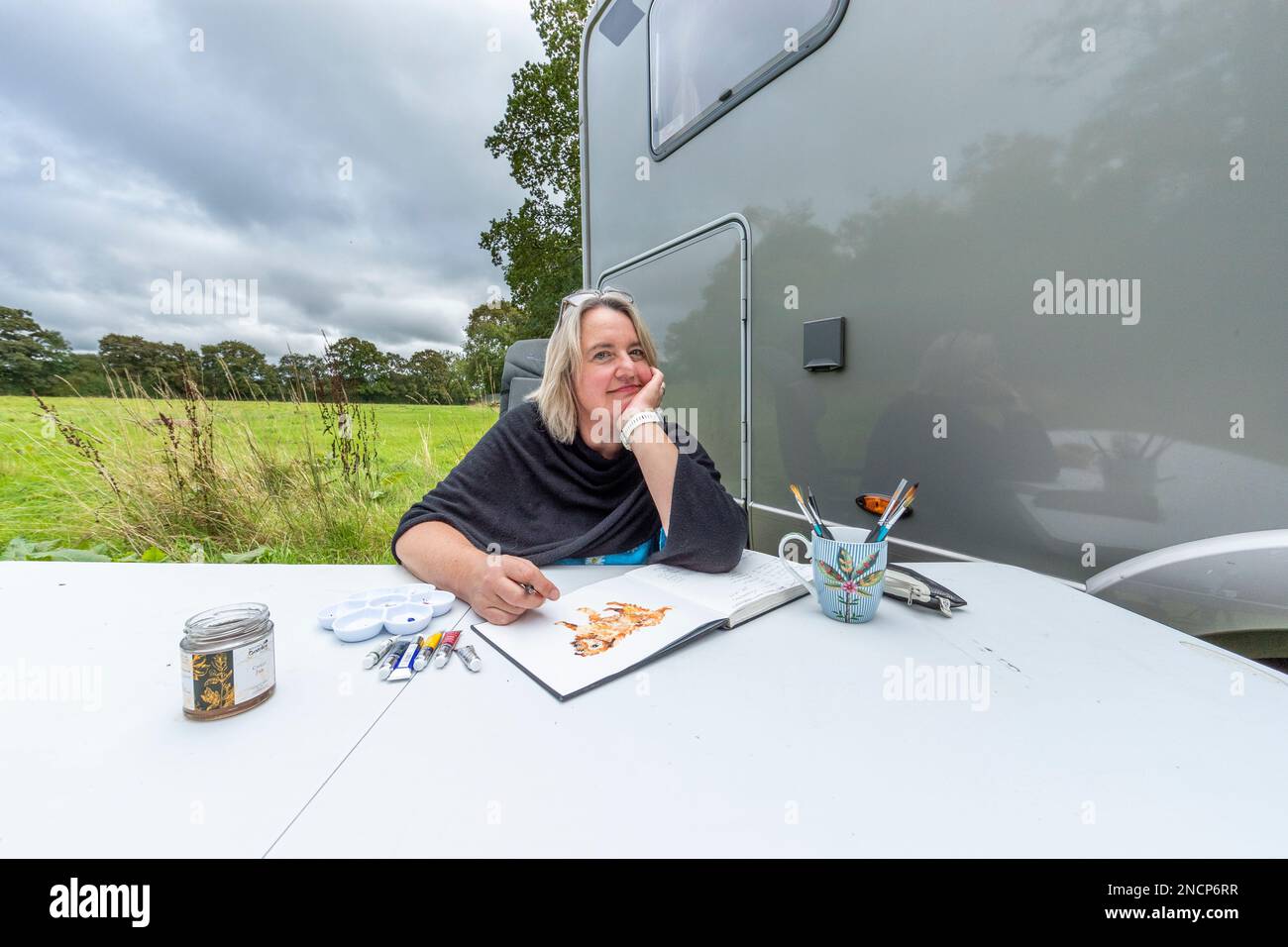 Jo scott art hi-res stock photography and images - Alamy