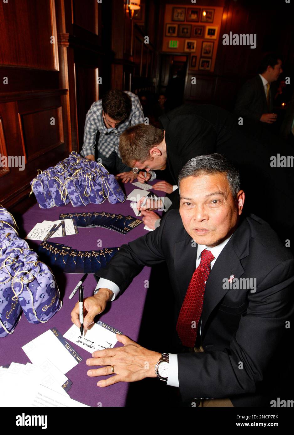Seattle Sounders FC's Pat Noonan, left, with Sounders Mike Fucito ...