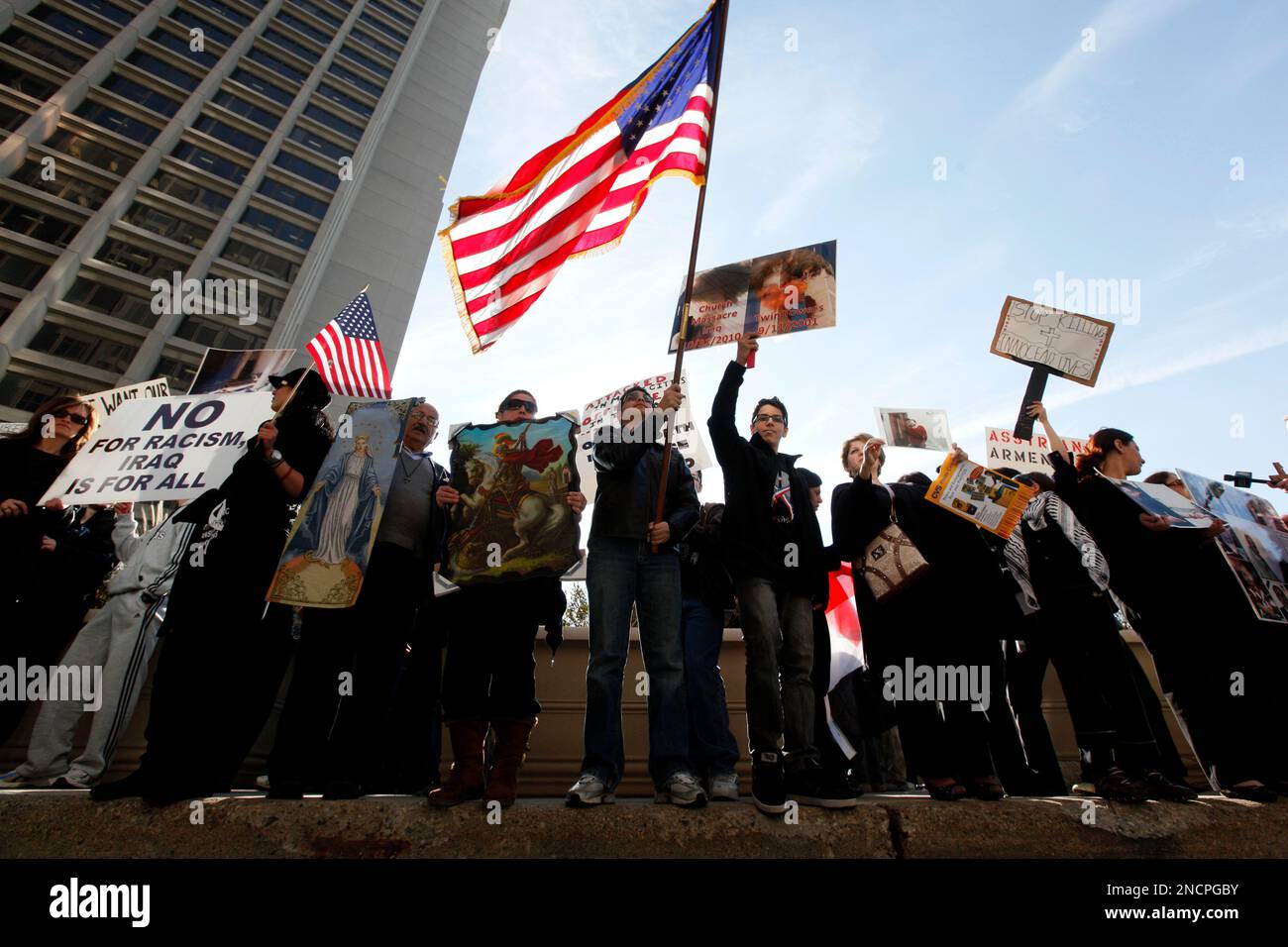 Members of Michigan's Chaldean community, who are Iraqi Catholics ...