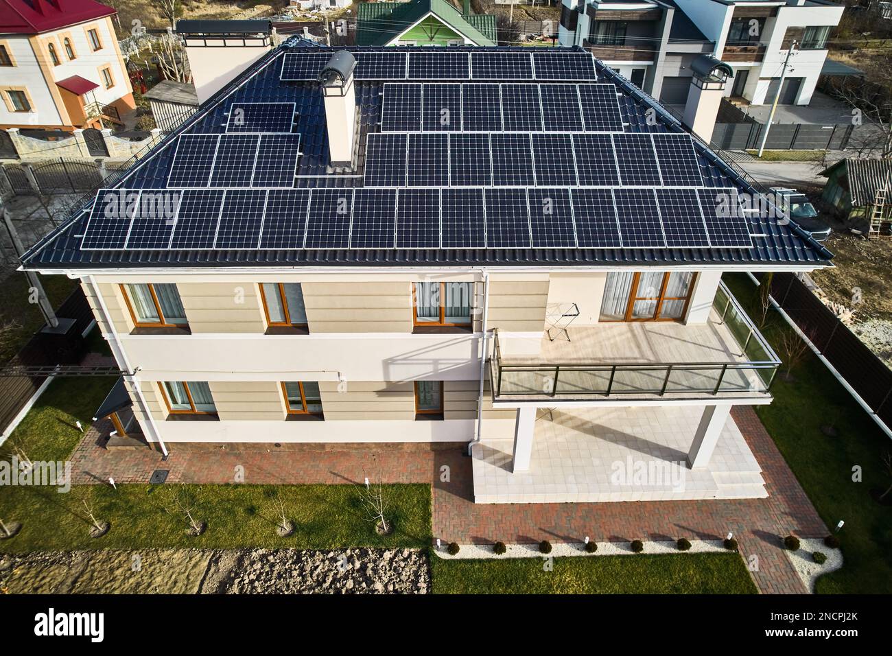 Autonomous house with solar modules for generating electricity through ...