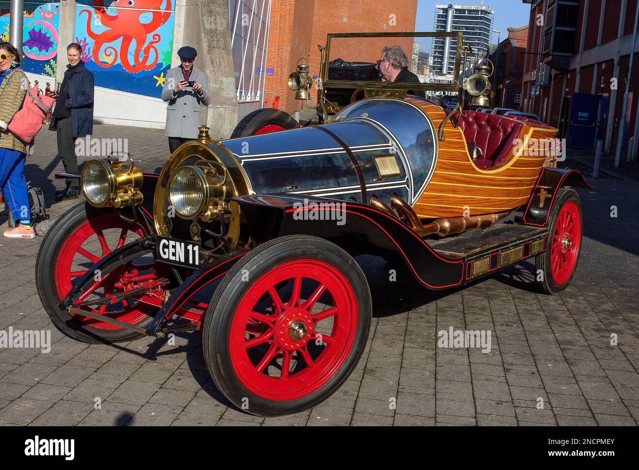 Bristol, UK 14/02/2023, Seven -year-old Selma Mason, of Bristol, sits ...