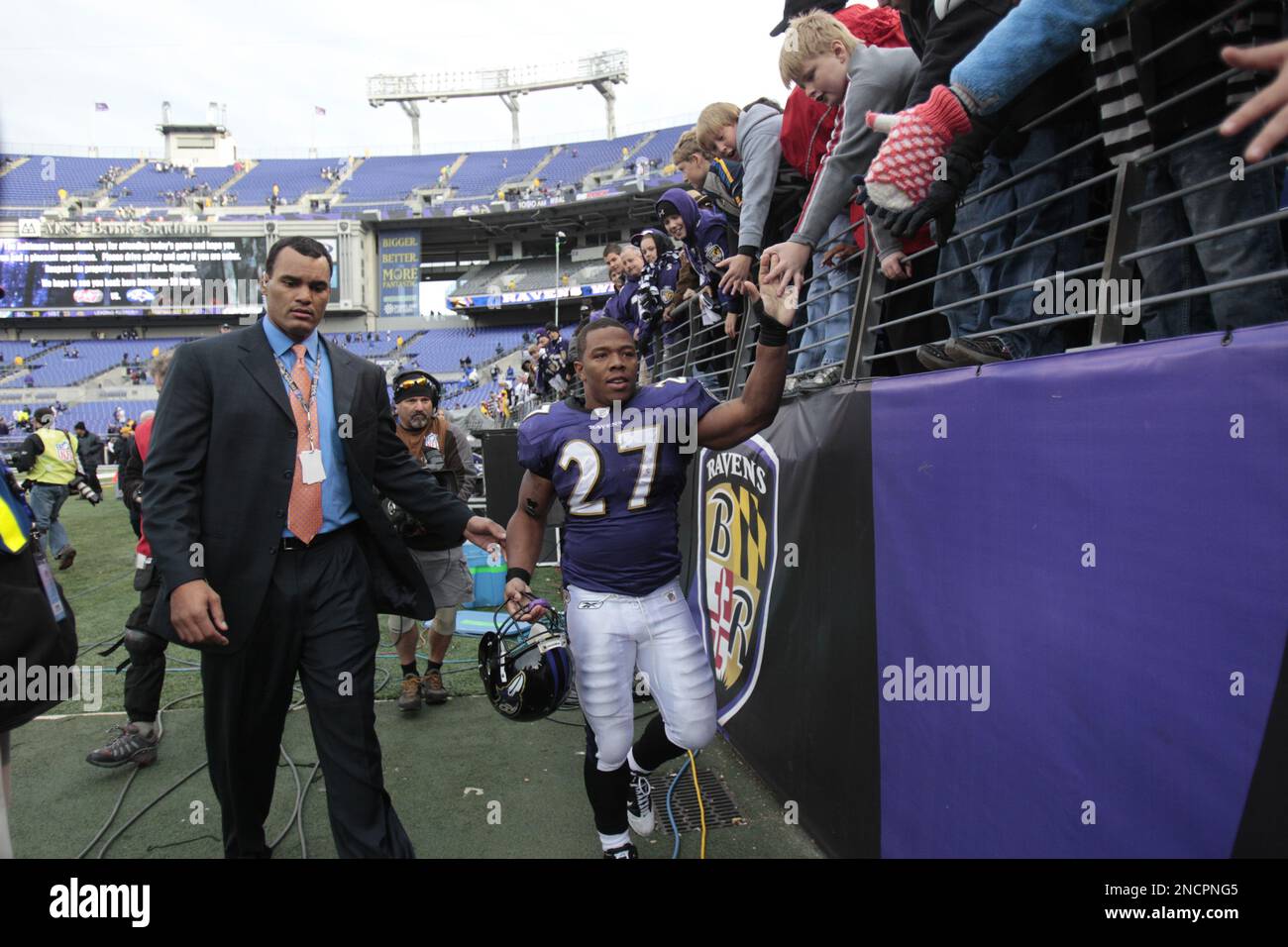 Baltimore Ravens running back Ray Rice (27) celebrates with fans after ...