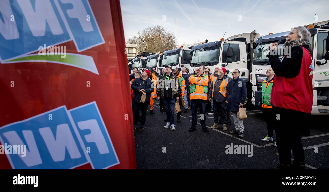 Civil servants work stoppage hi-res stock photography and images - Alamy