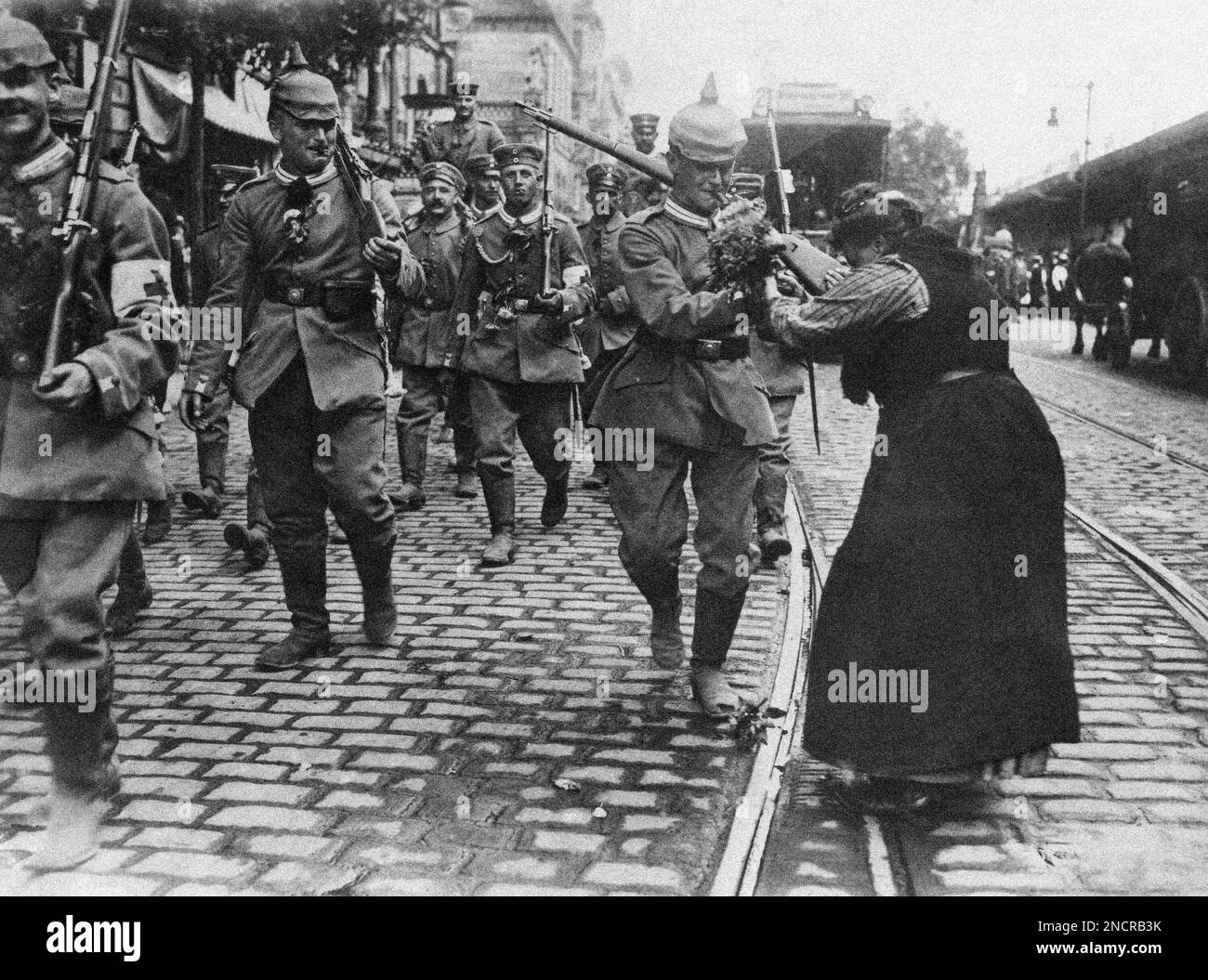 Prussian guard infantry in New Field gray uniforms leave Berlin ...