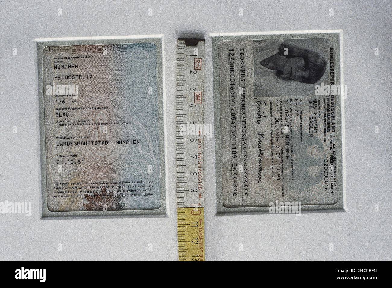 Sample of the new identification card to be released by the German ...