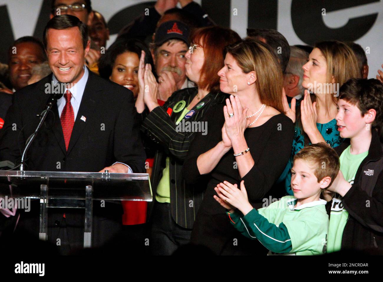 Maryland Democratic incumbent Gov. Martin O'Malley, left, celebrates ...