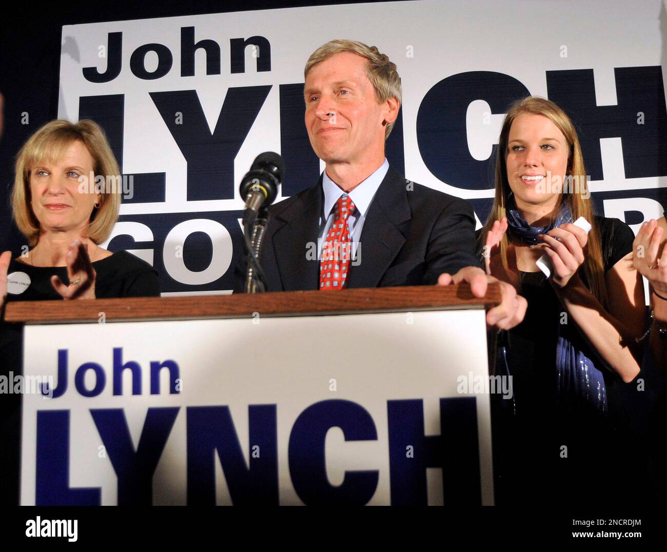 New Hampshire Gov. John Lynch, flanked by his wife, Dr. Susan Lynch ...
