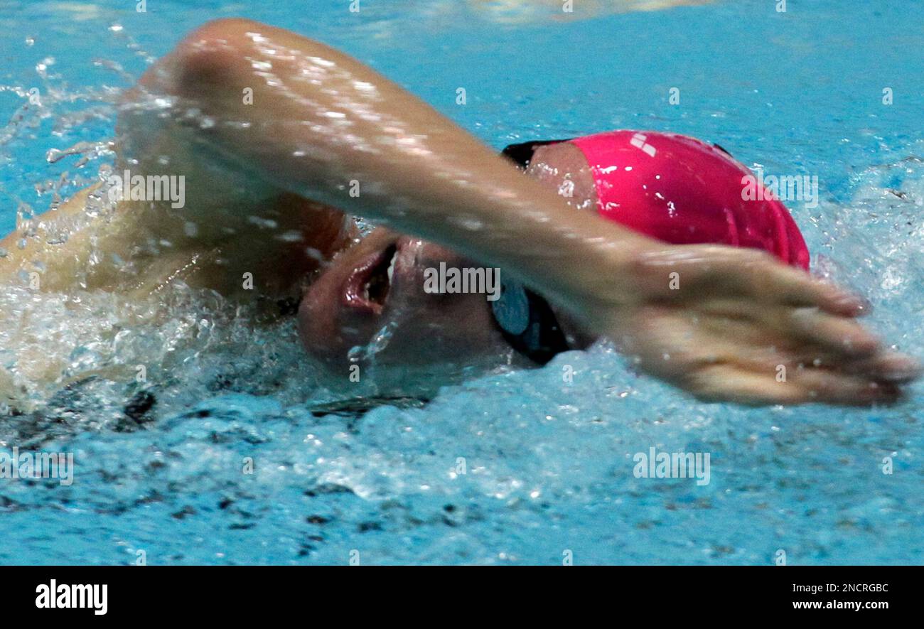 Julia Smit, of the United States, competes to win the women's 200-meter ...