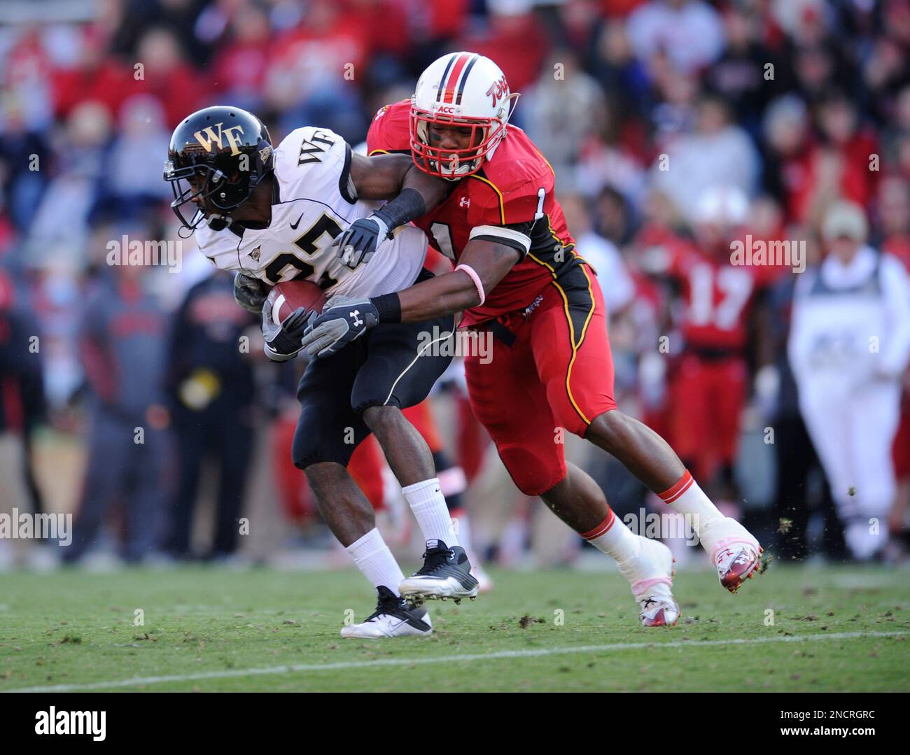 Maryland linebacker Adrian Moten (1) tackles Wake Forest running back ...