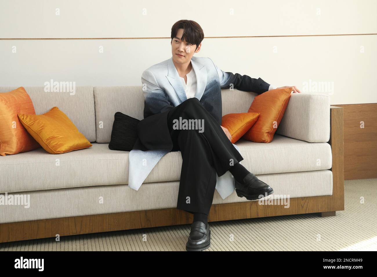 South Korean actor Choi Jin-hyuk accepted an interview in Taiwan, 11 ...