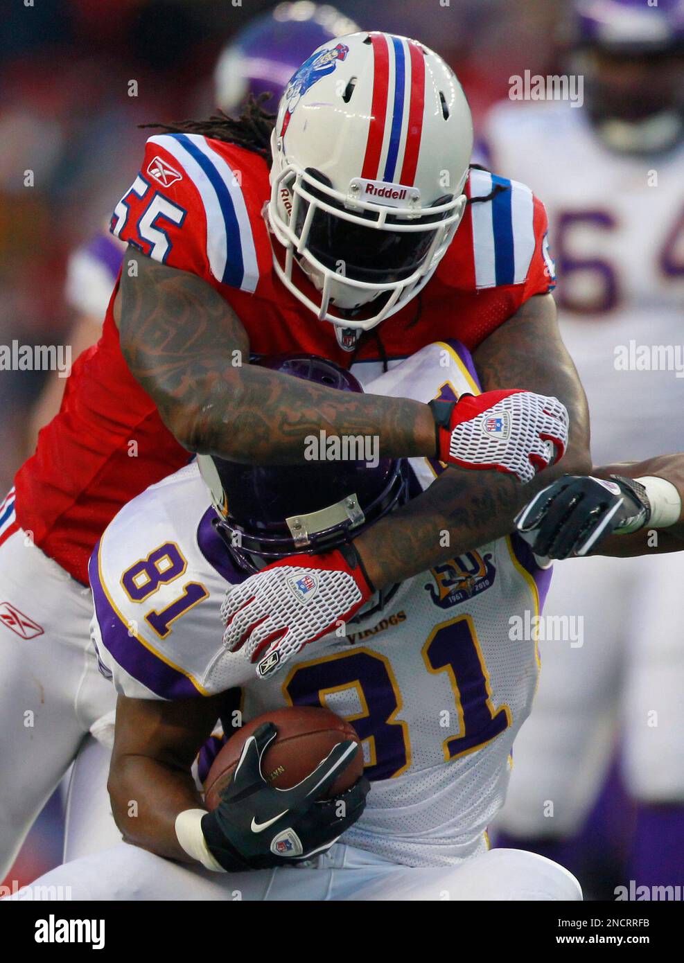 New England Patriots linebacker Brandon Spikes (55) tackles Minnesota ...