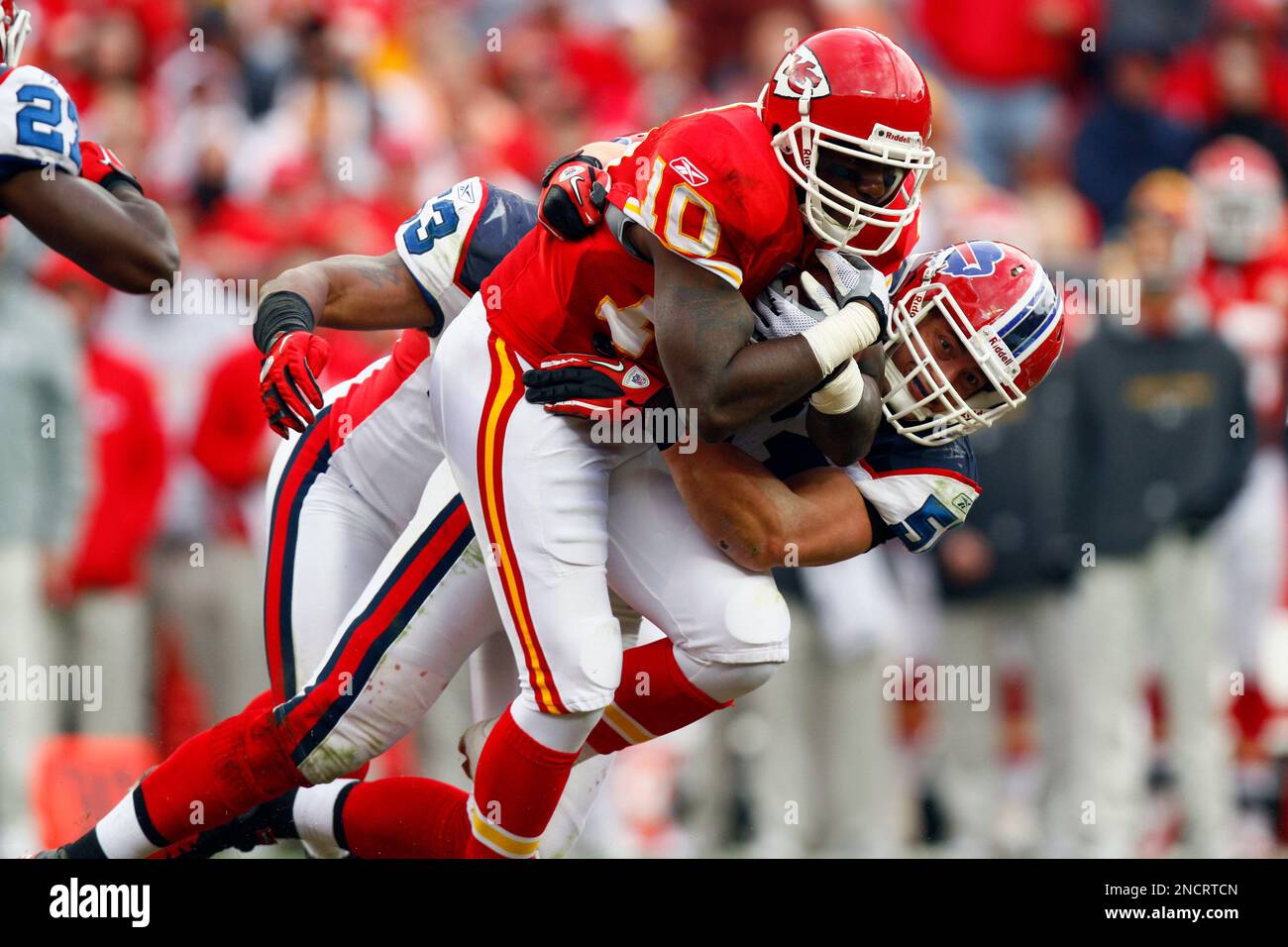 Buffalo Bills' Reggie Torbor (53), Kansas City Chiefs' Terrance Copper ...