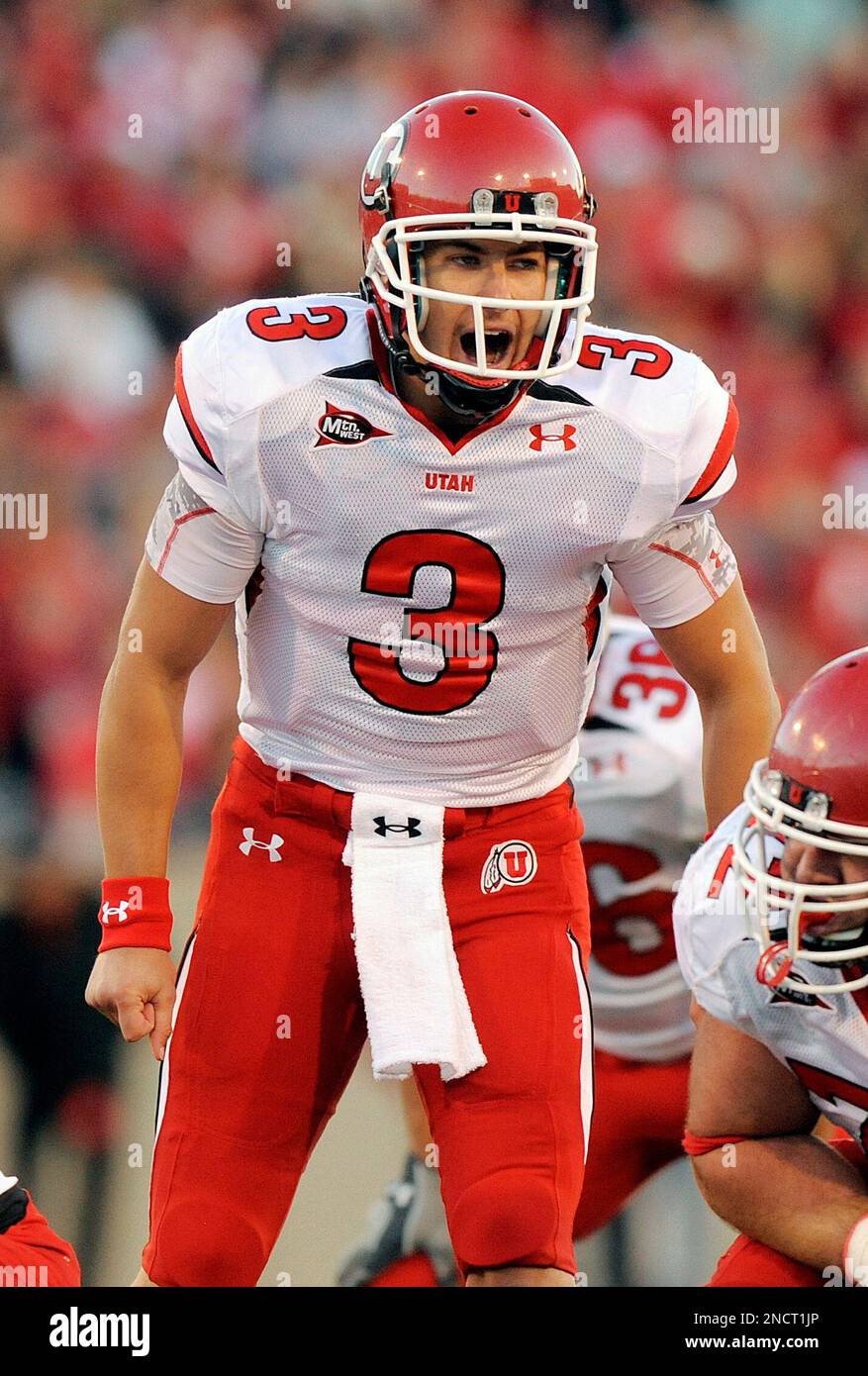 Utah quarterback Jordan Wynn calls out signals in the first quarter of ...