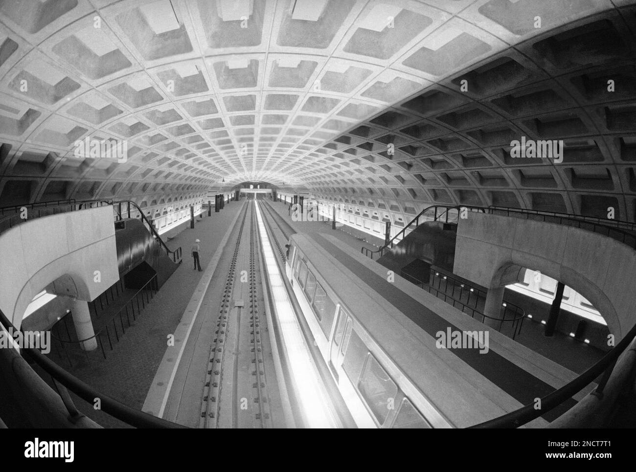 The station at Metro Center on the first line of Washington’s still ...