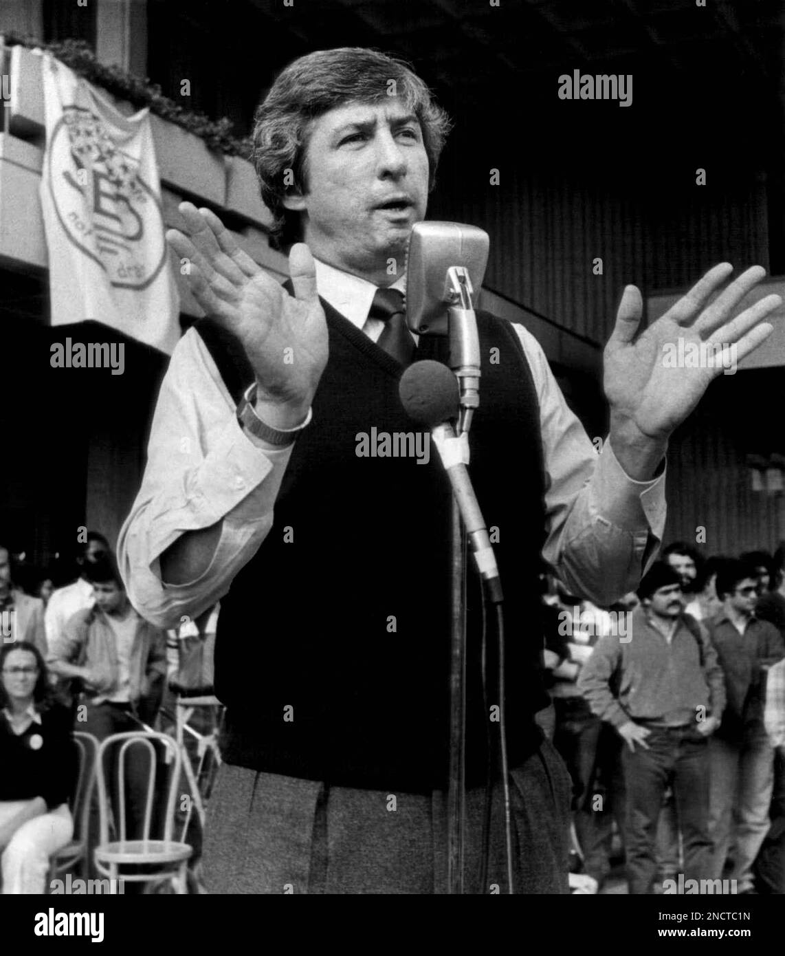 Tom Hayden who led anti-Vietnam protests during the 1960s, addressed a ...