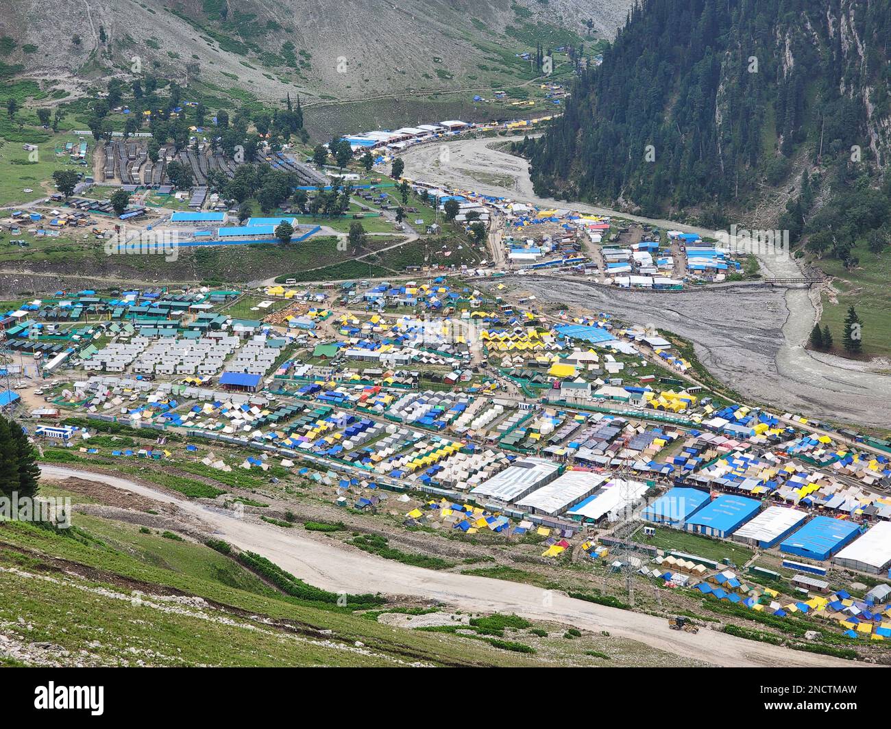 Huge sprawling base camp at Baltal, start point for Amarnath Yatra ...