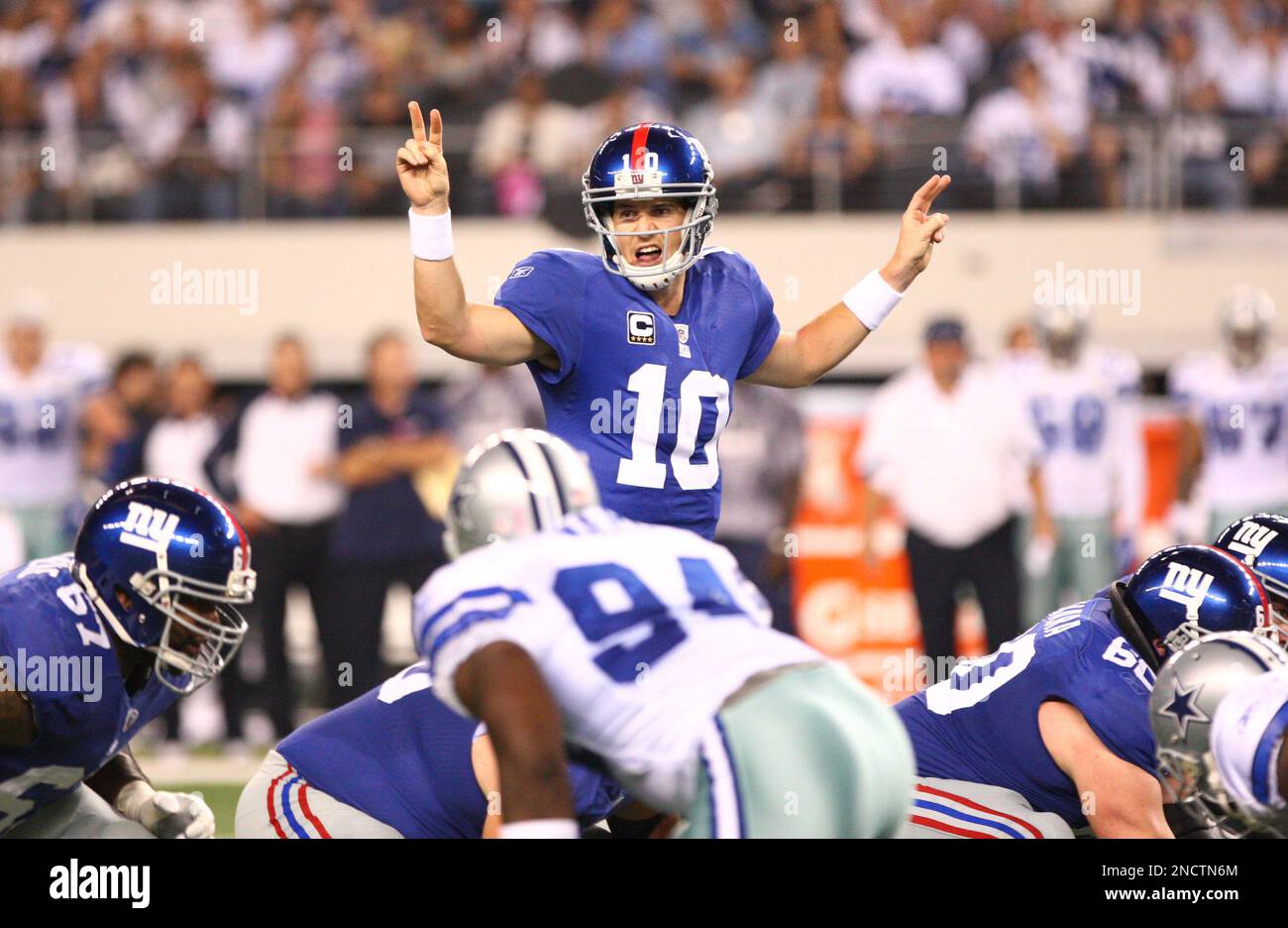 New York Giants quarterback Eli Manning (10) during an NFL football ...