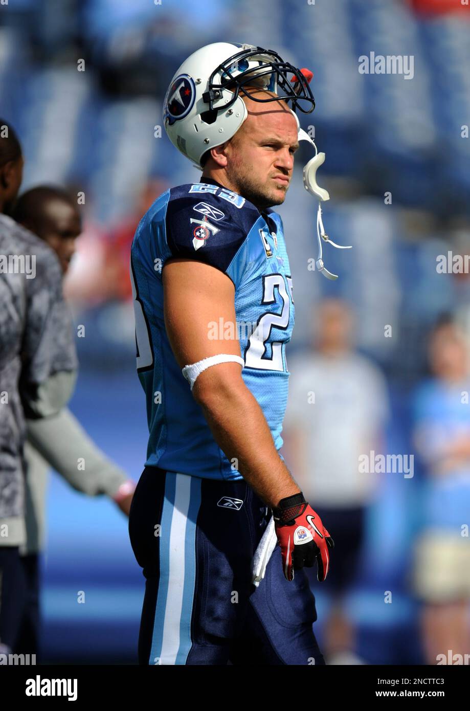 Tennessee Titans safety Donnie Nickey warms up before an NFL football game against the ...