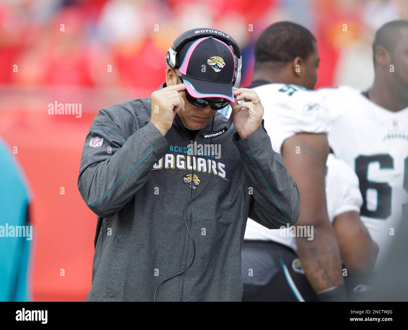 Jacksonville Jaguars coach Jack Del Rio during the first half of an NFL ...
