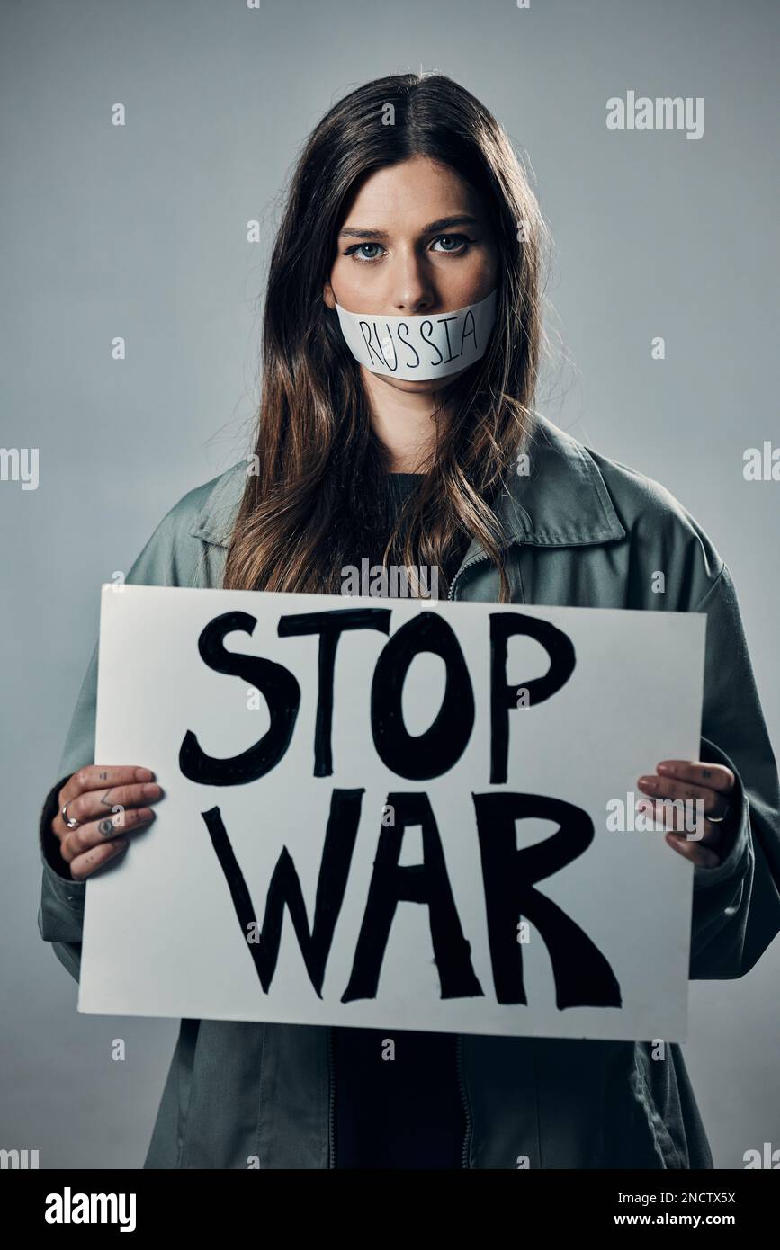 Silenced girl hi-res stock photography and images - Alamy